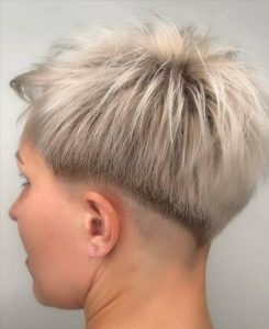 Beautiful white short haircut ideas to try this summer 2020 ...