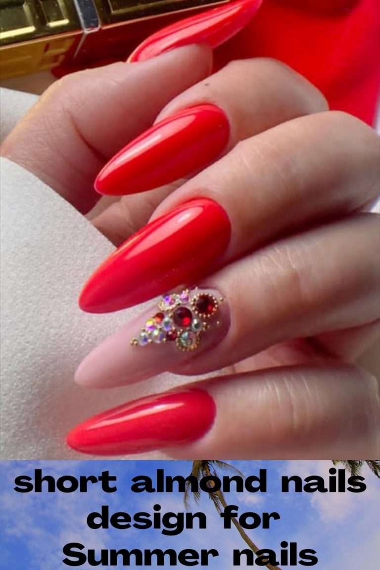 Short almond-shaped nail designs for Summer acrylic nail shape 2021!