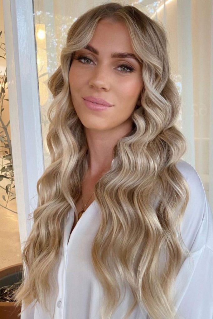 How To Get Beach Wavy Hairstyles 2021 For Women?