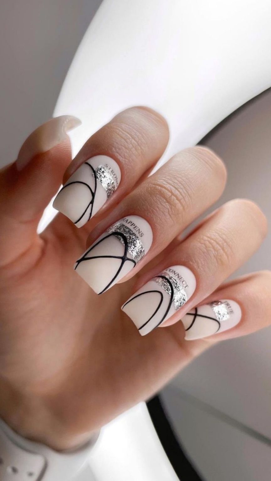 Short square acrylic nails design to rock your Fall days 2021