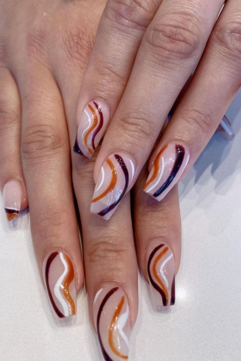 40+ Abstract Nail Art & Swirl Nails To Inspire Your Next Fall Manicure