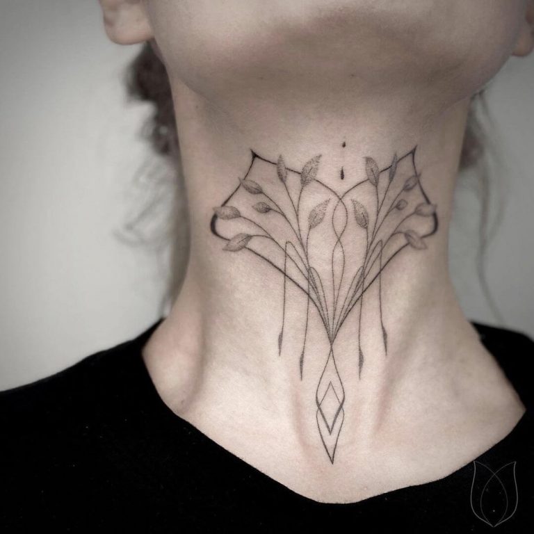 35 Pretty Neck Tattoos For Women To Be Cool - Mycozylive.com