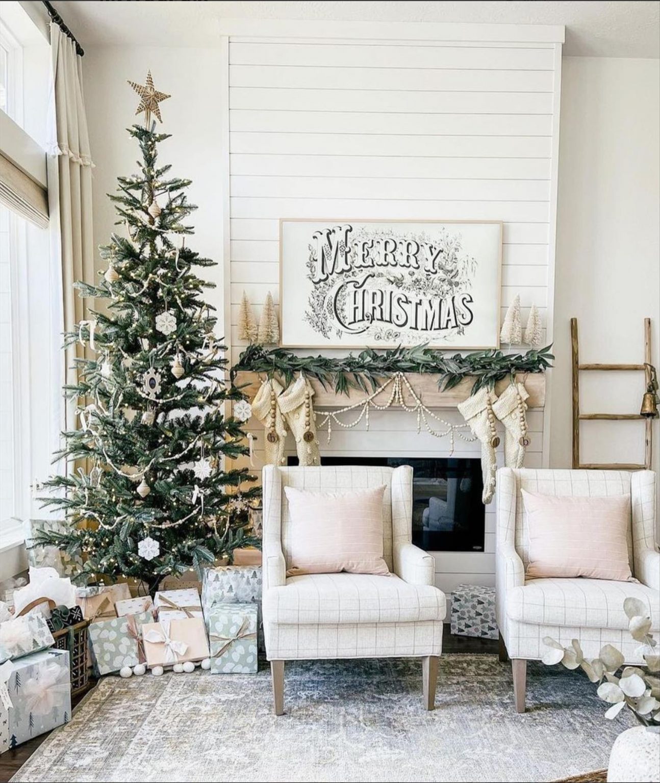 Christmas Aesthetic | 81 Ideal Christmas living room decor ideas - Page ...