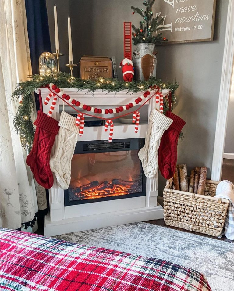 Christmas Aesthetic | 81 Ideal Christmas living room decor ideas - Page ...