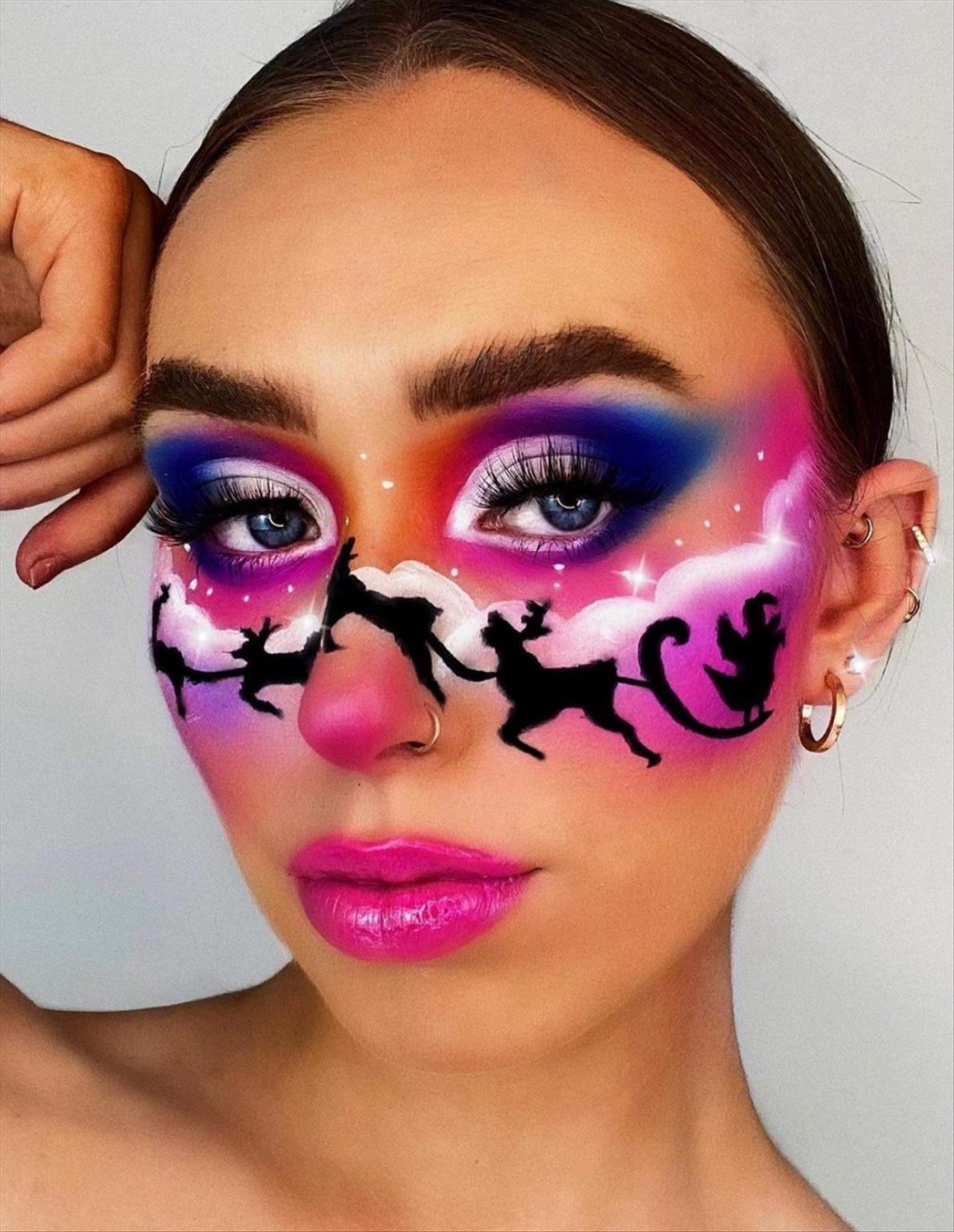 23 Creative Holiday & Christmas makeup looks ideas 2021