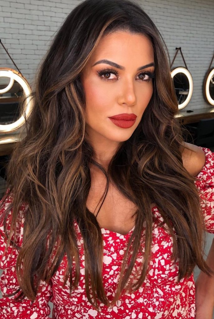 23 Best curtain bangs hairstyles for any face shape - Mycozylive.com