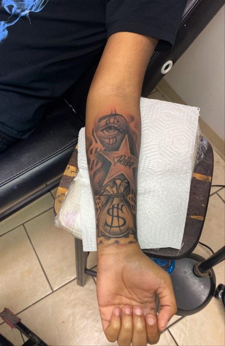 32 Trending Money Bag Tattoo Designs Ideas To Be Cool - Mycozylive.com