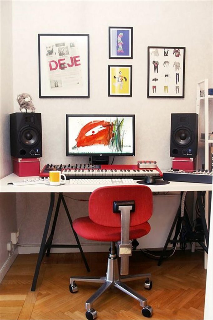 30 Cool Home Music Studio Decoration Ideas & Inspiration