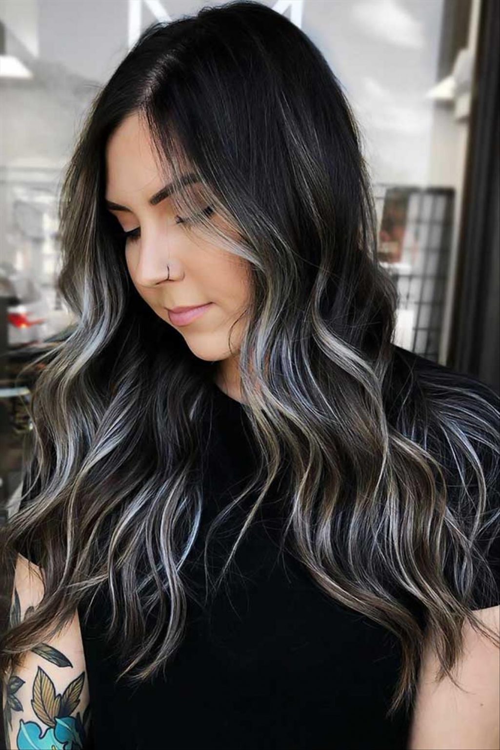30 Best ways to wear highlights for black hair - Mycozylive.com