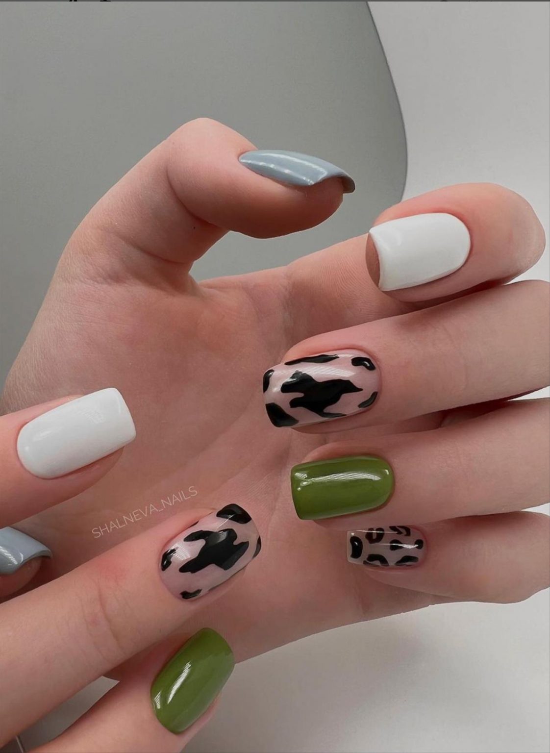 44 Pretty short gel nails with square nail shapes to try - Mycozylive.com