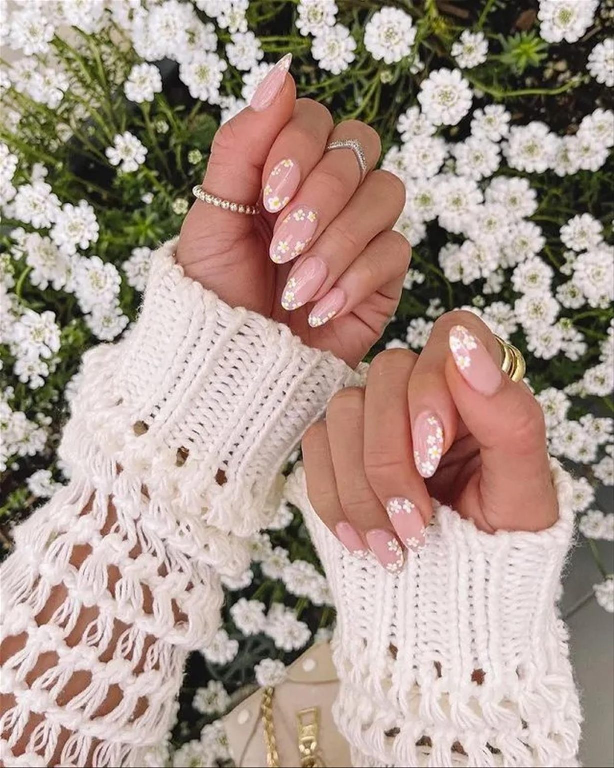 36 Best Graduation Nail Designs Perfect For Your Big Day