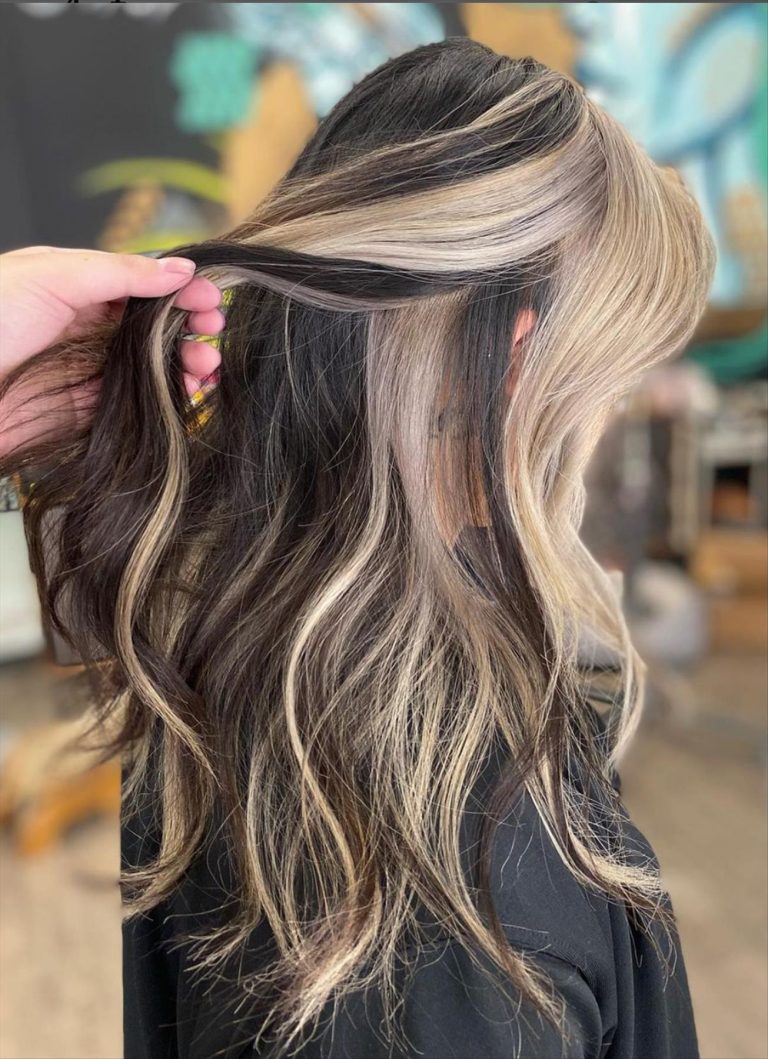 50 Best peekaboo hair color ideas underneath color to be cooler