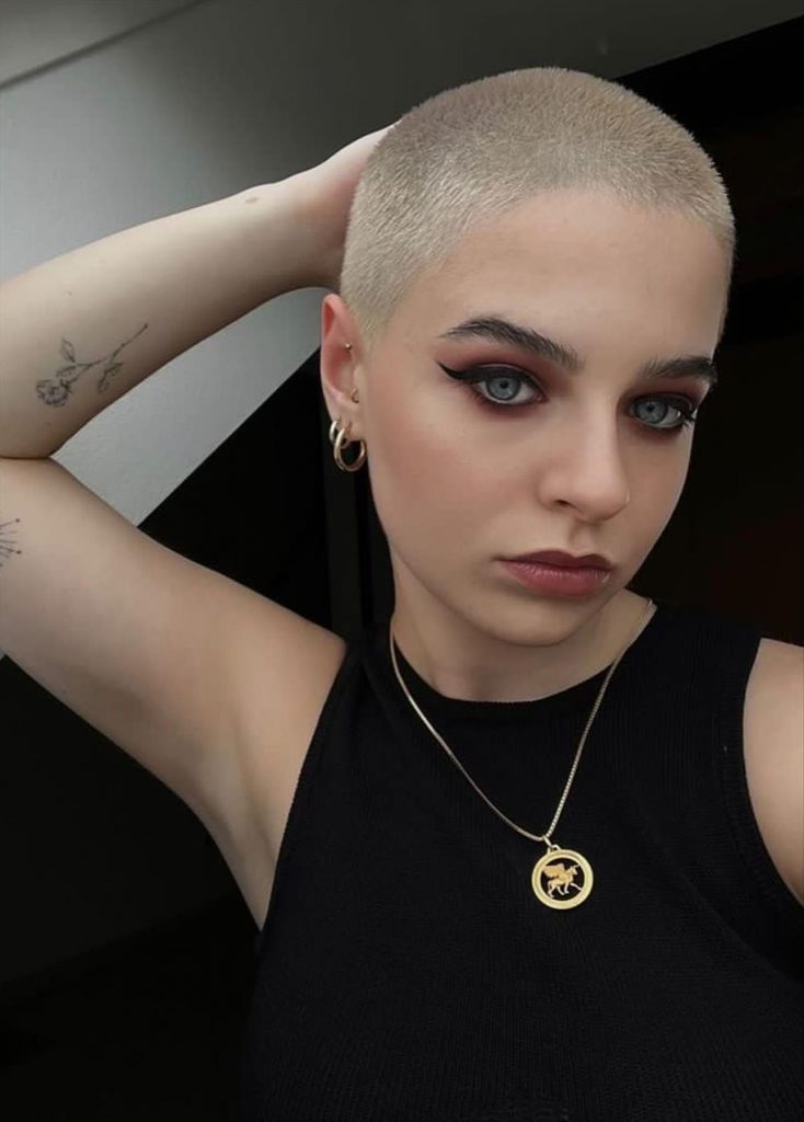 34 Cool very short haircut ideas for women 2022 - Mycozylive.com