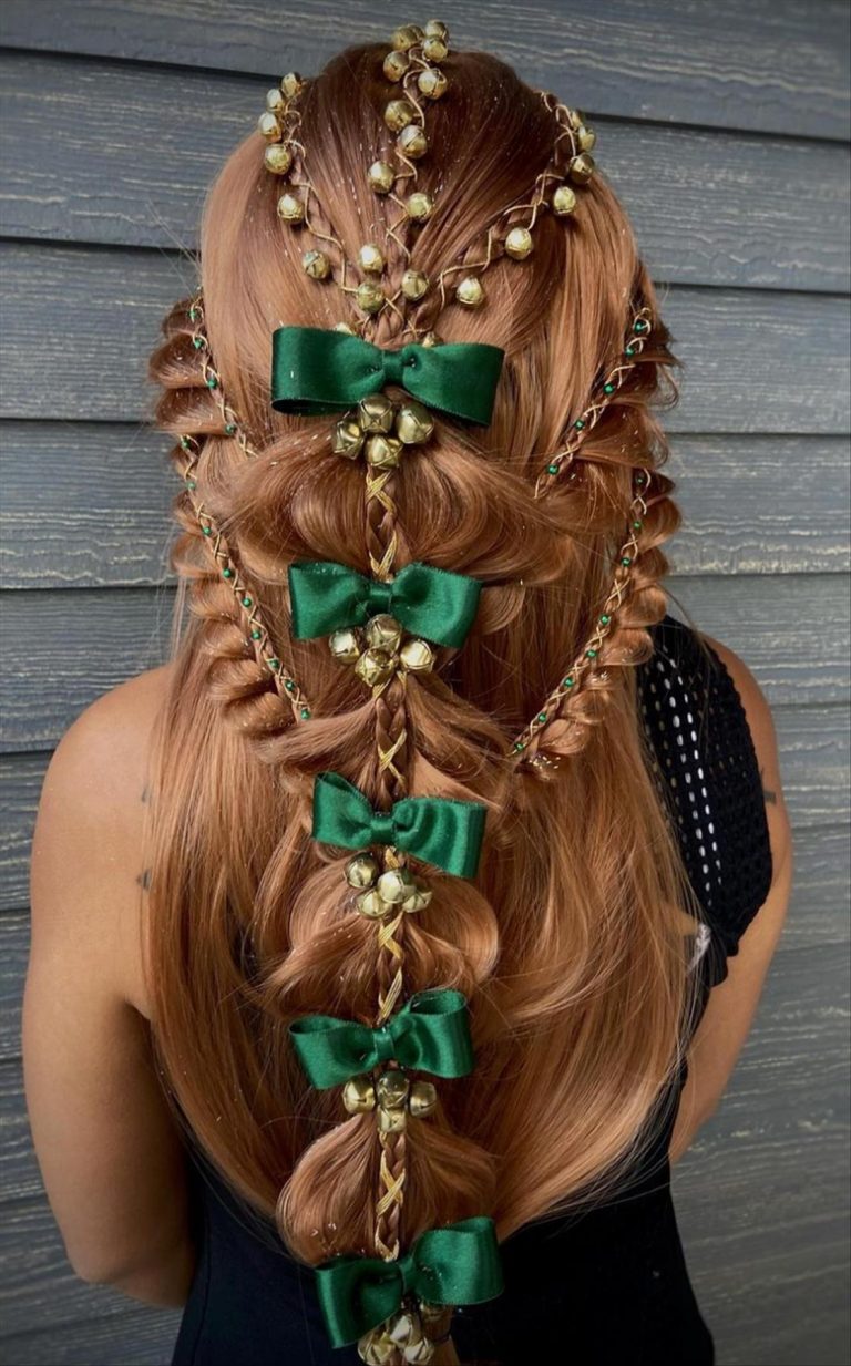 30 Cool Christmas hairstyles design to copy in 2022 - Mycozylive.com