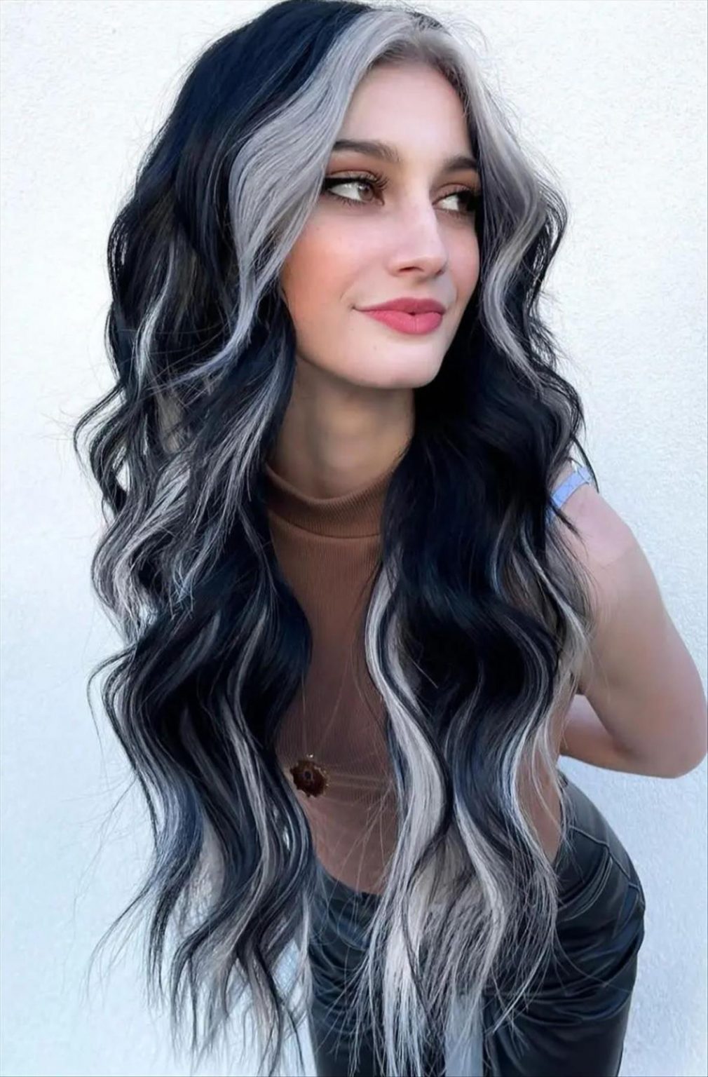 28 Hottest trendy hair color ideas for brunettes in 2023 - Mycozylive.com