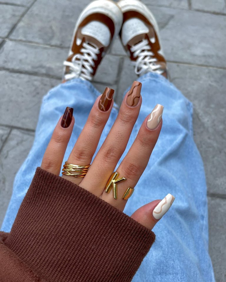 45 Cool Fall nail colors and designs for 2023 - Mycozylive.com