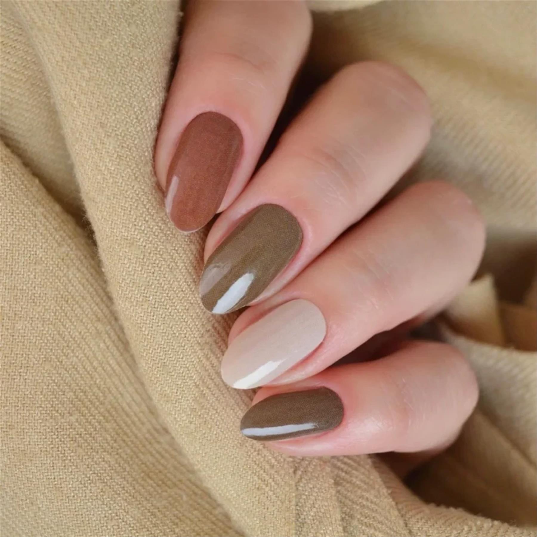 42 Stunning Autumn nail colors to try ASAP - Mycozylive.com