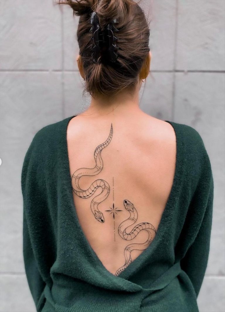 26 Unique and Charming Back Tattoo Designs for Women
