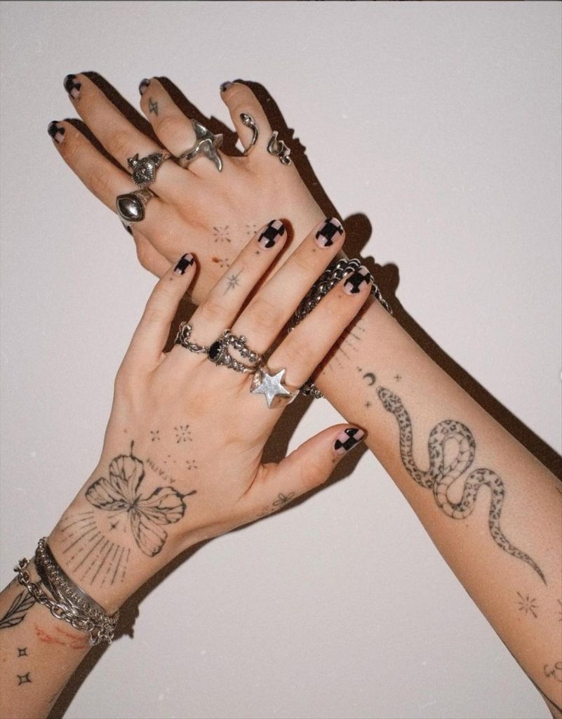 60 Stylish Women Tattoo Designs Inspiration in 2024 - Page 2 of 5 ...