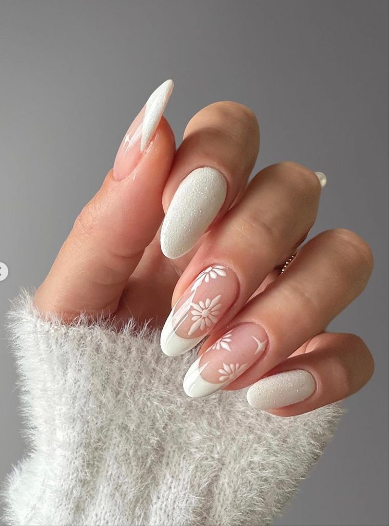 40 Fresh and Vibrant short Spring nail designs inspo - Mycozylive.com