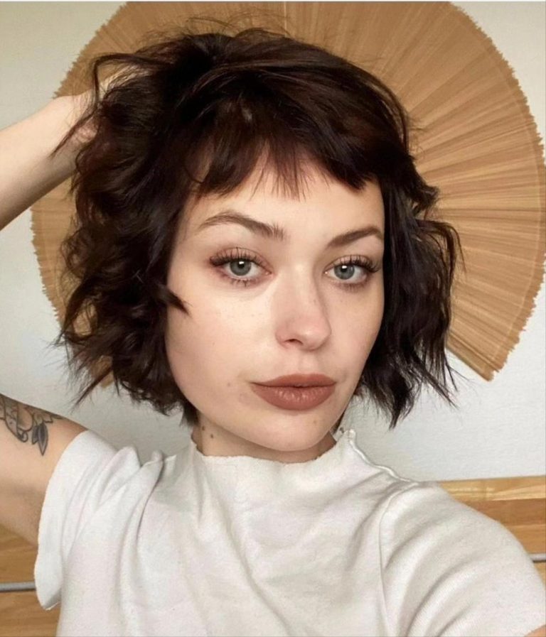 32 Pretty short bob haircuts for fine hair in 2024 new fashion