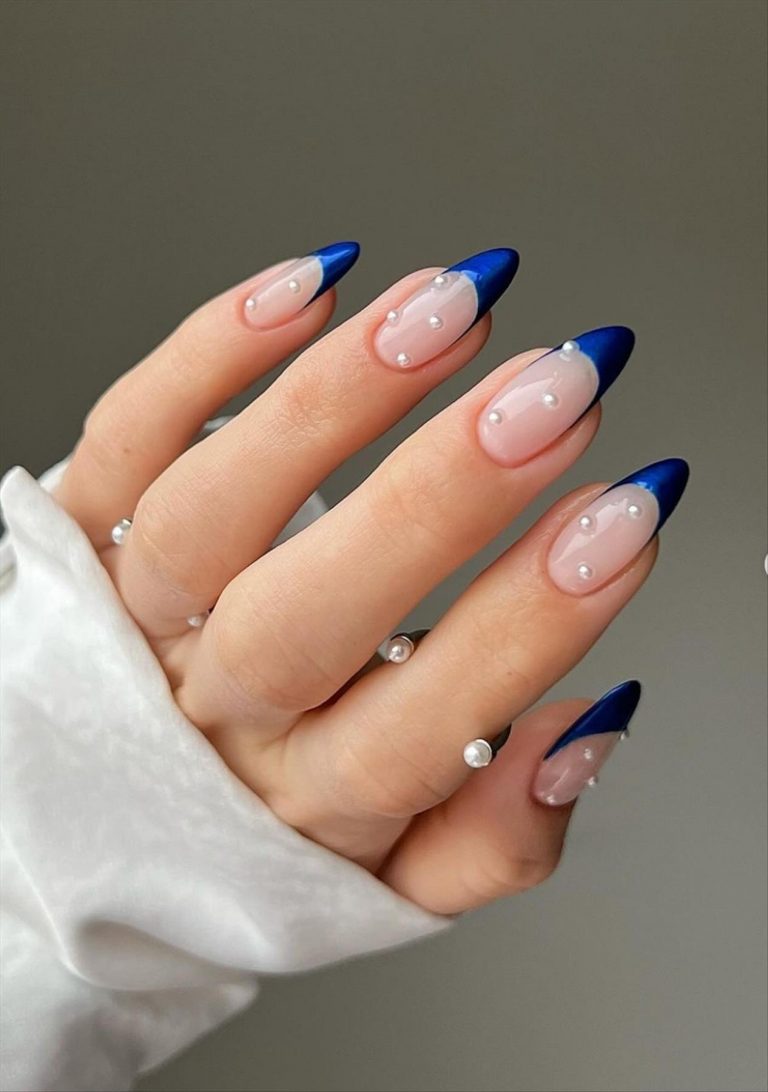 21 Beautiful blue nail designs art you'll love - Mycozylive.com