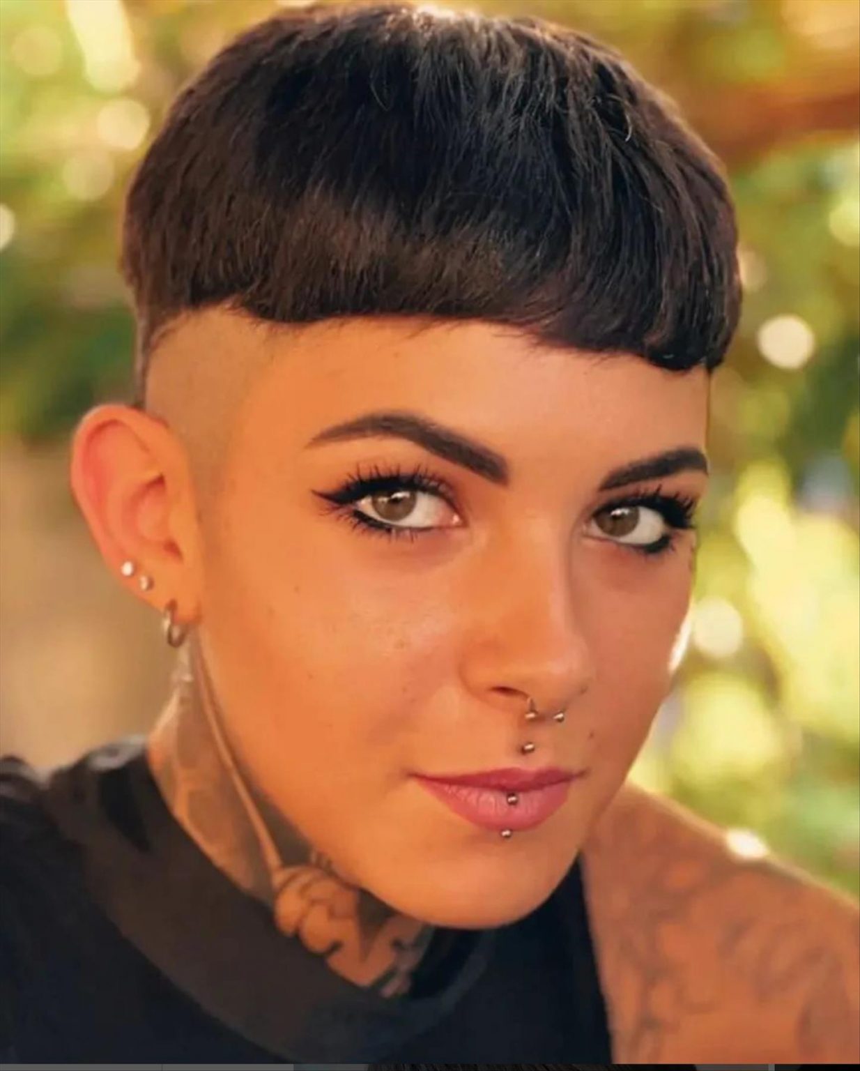 34 Stylish Short Undercut Shaved Hairstyles for Cool Women