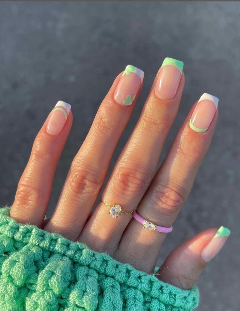 48 Beautiful Spring flower nails design you'll love - Mycozylive.com
