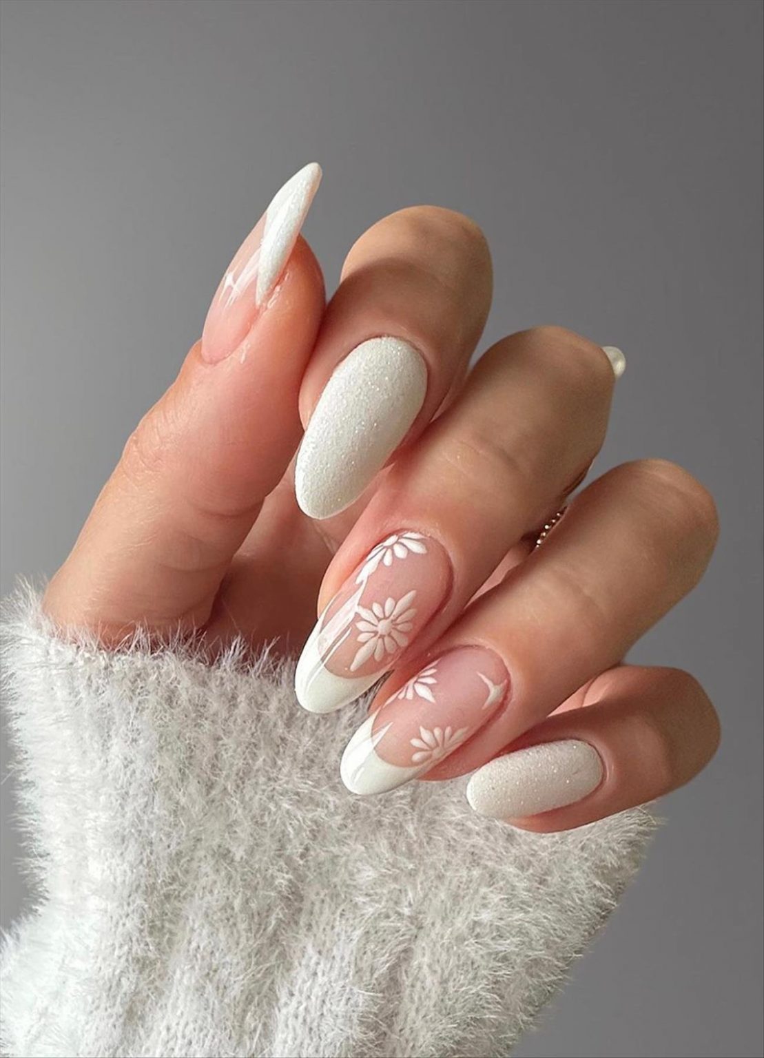48 Beautiful Spring flower nails design you'll love - Page 2 of 2 ...