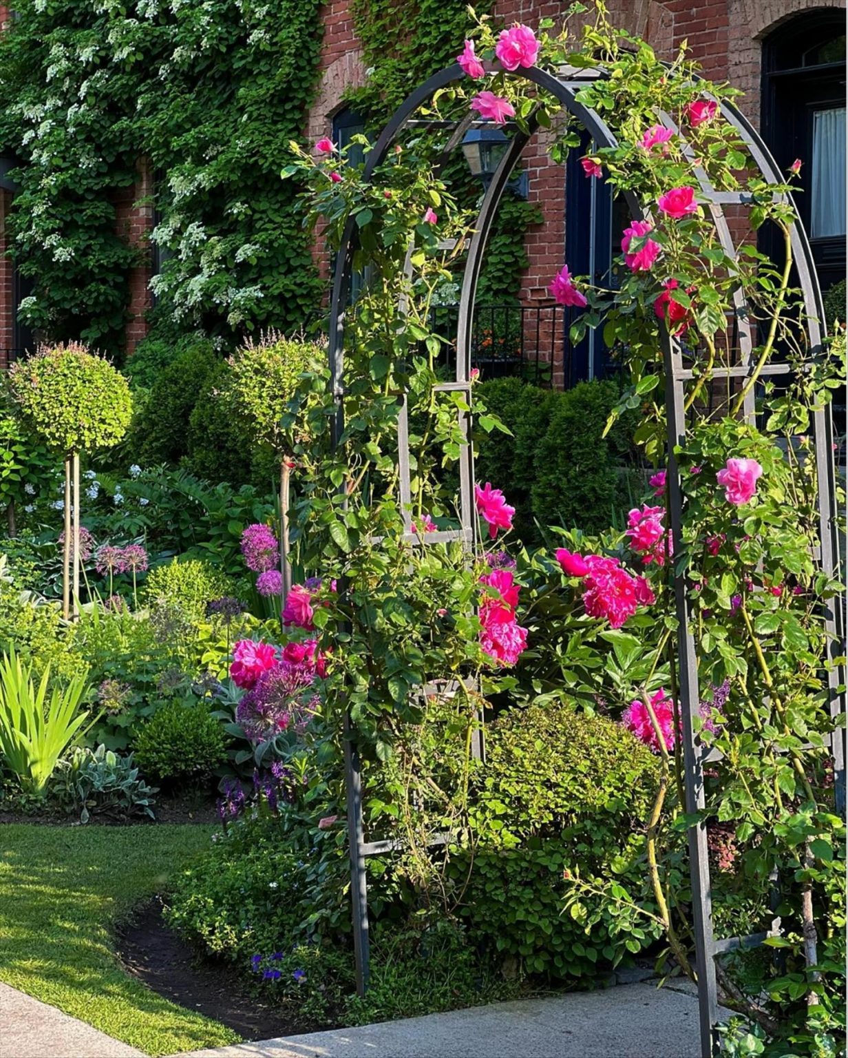 26 Fresh Spring Garden decoration ideas and tips - Mycozylive.com