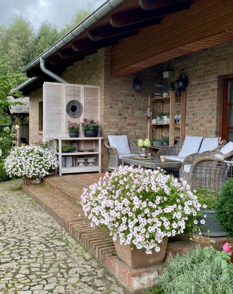 26 Fresh Spring Garden decoration ideas and tips - Mycozylive.com