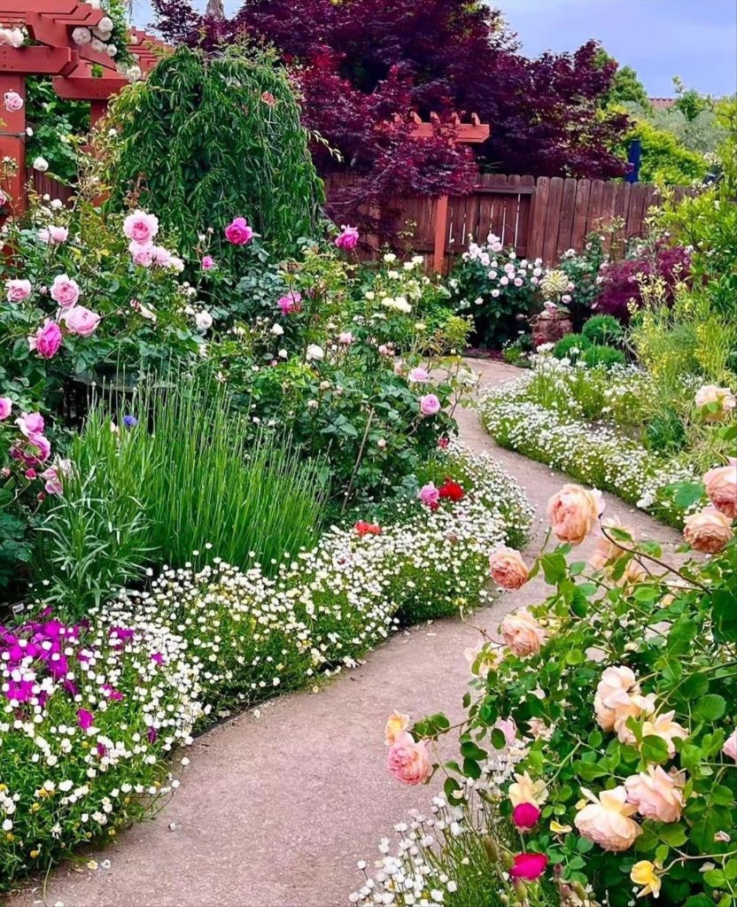 26 Fresh Spring Garden decoration ideas and tips - Mycozylive.com