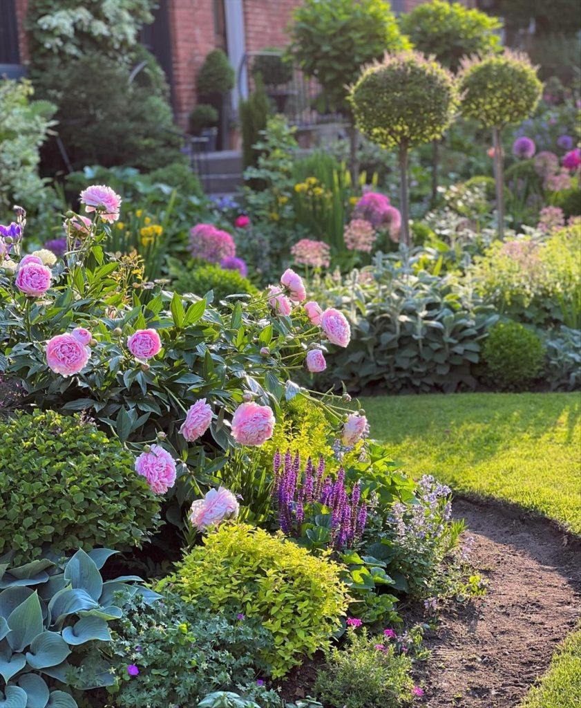 26 Fresh Spring Garden decoration ideas and tips - Mycozylive.com