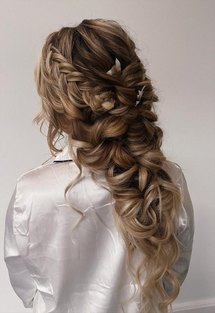 Top 42 Boho Hairstyles Trending in 2024 To Wear - Mycozylive.com