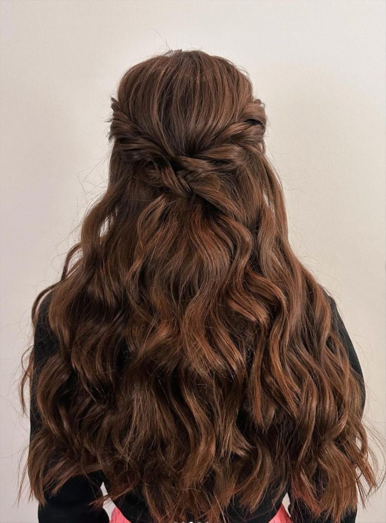 Top 42 Boho Hairstyles Trending in 2024 To Wear - Mycozylive.com